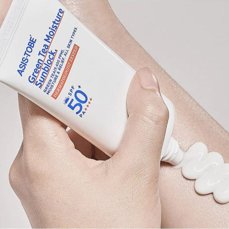 Asis-Tobe Protector Solar «Green Tea Moisture Sunblock» – Kosmeticos